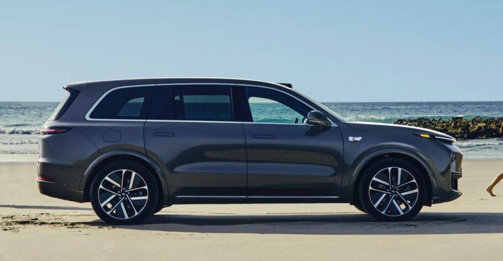 Li Auto L9 SUV/Crossover Car - Electric Cars and Accessories in Dubai, UAE